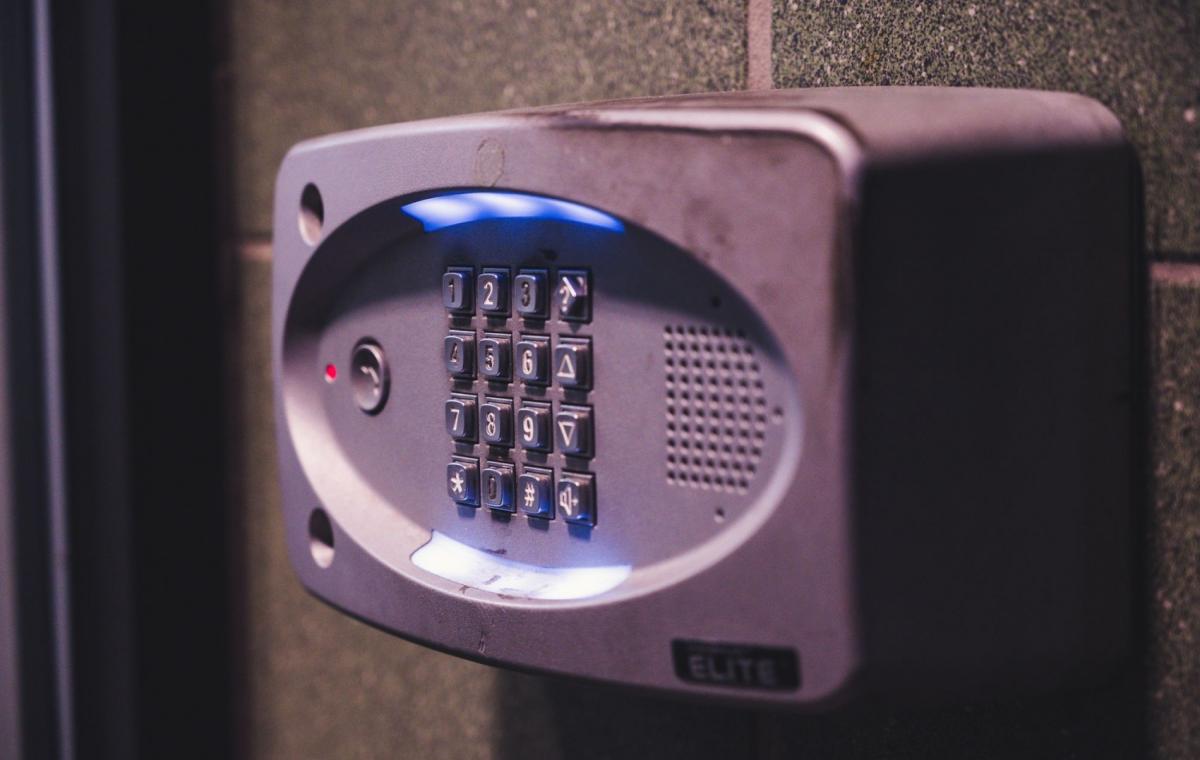 Using Symfony Security voters to check user permissions with ease | Titouan Galopin