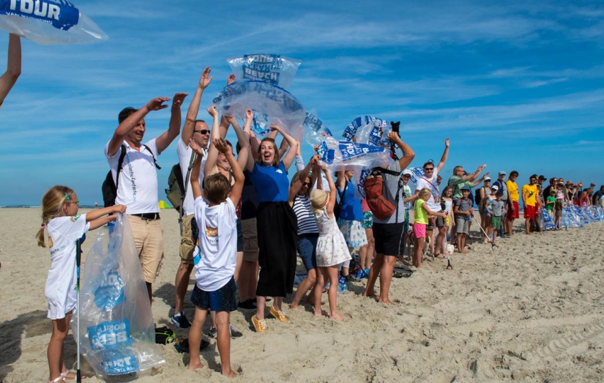 Upshifting plastic - from waste into useful and beautiful things ...